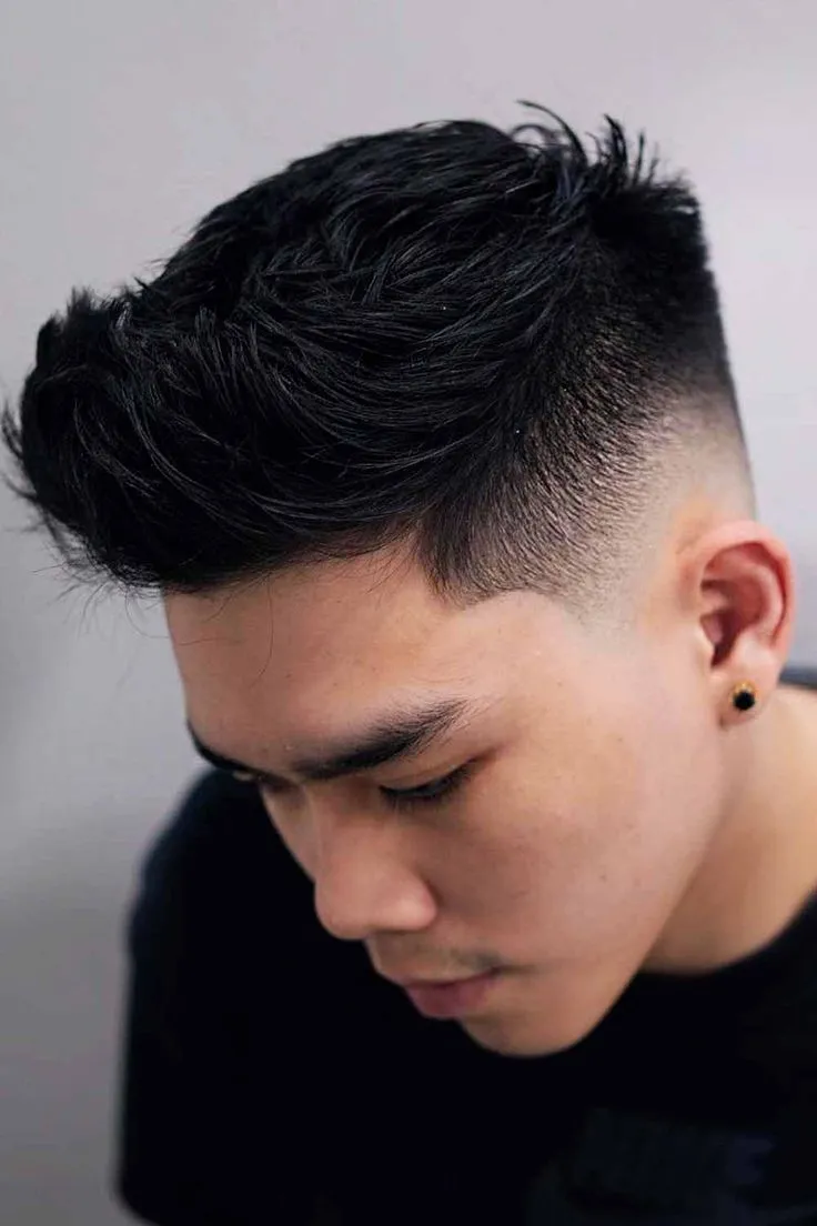 13 Tren Gaya Rambut Pria untuk Lebaran, Modern dan Kekinian! - Bromen