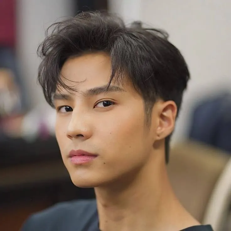 13 Tren Gaya Rambut Pria untuk Lebaran, Modern dan Kekinian! - Bromen